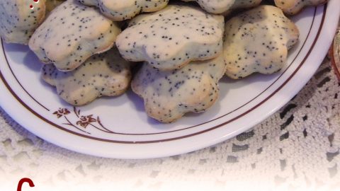 German Poppy Seed Cookies (Mohn) - Traditional Recipe and History