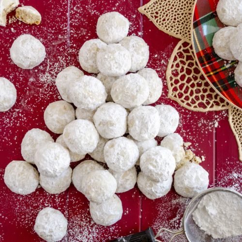 Judy's Nut Ball Cookies ⋆ Christmas-Cookies.com